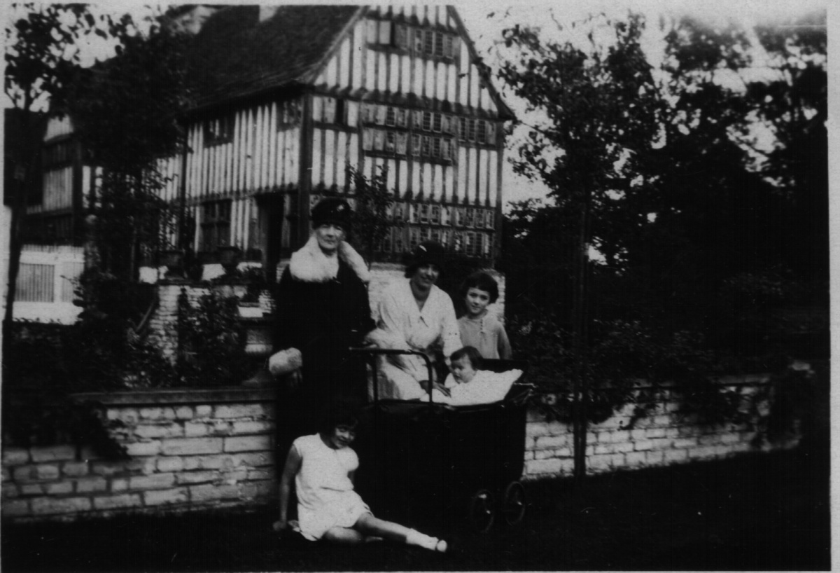 File:Mrs rees-mogg.jpg - Clifford Chambers